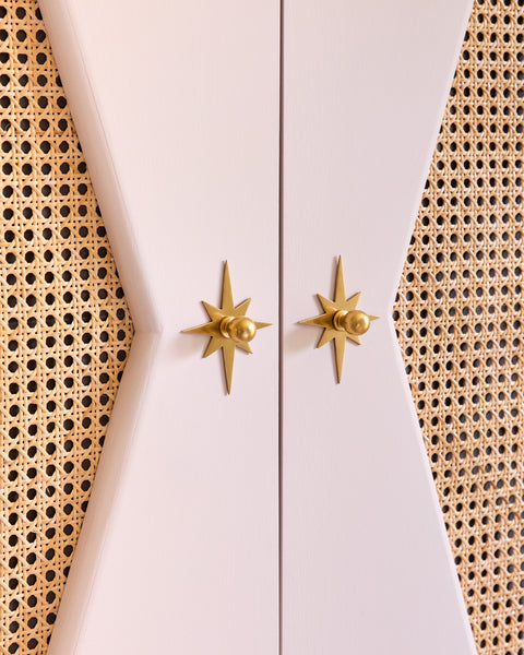 Star Backplate, Aged Brass – MG&Co.